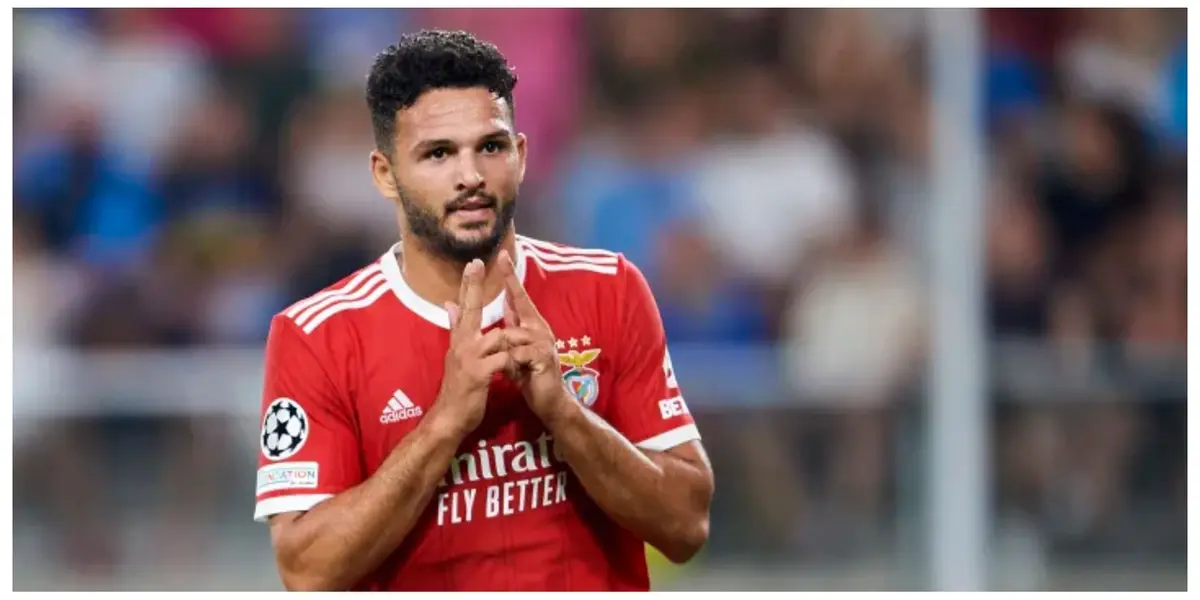 Manchester United is set to enquiry about a new striker in the January ...